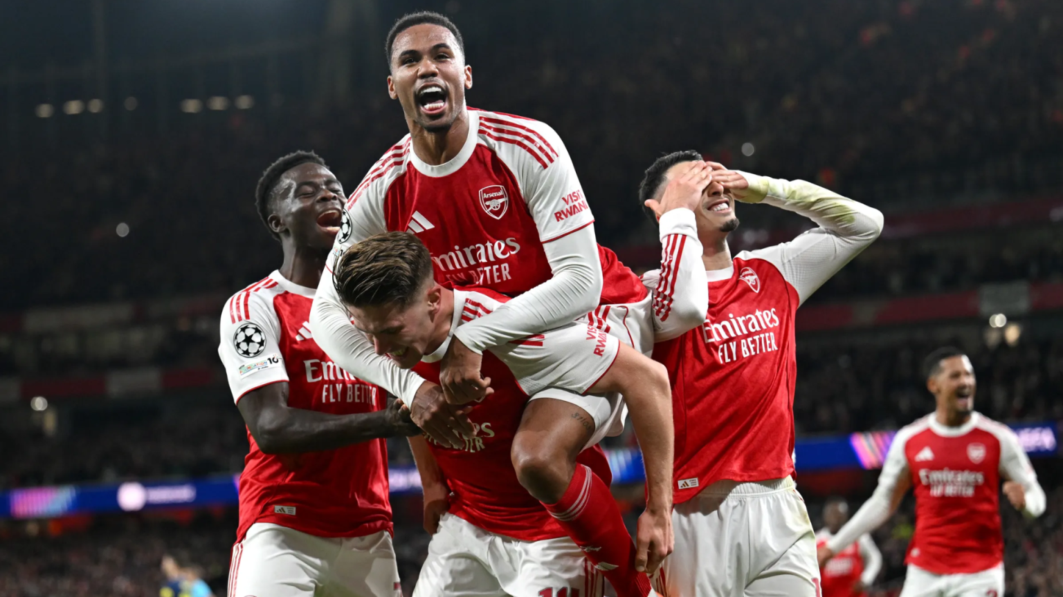 Highlight Arsenal vs Crystal Palace | Eze lập công, Arsenal bảo toàn ...