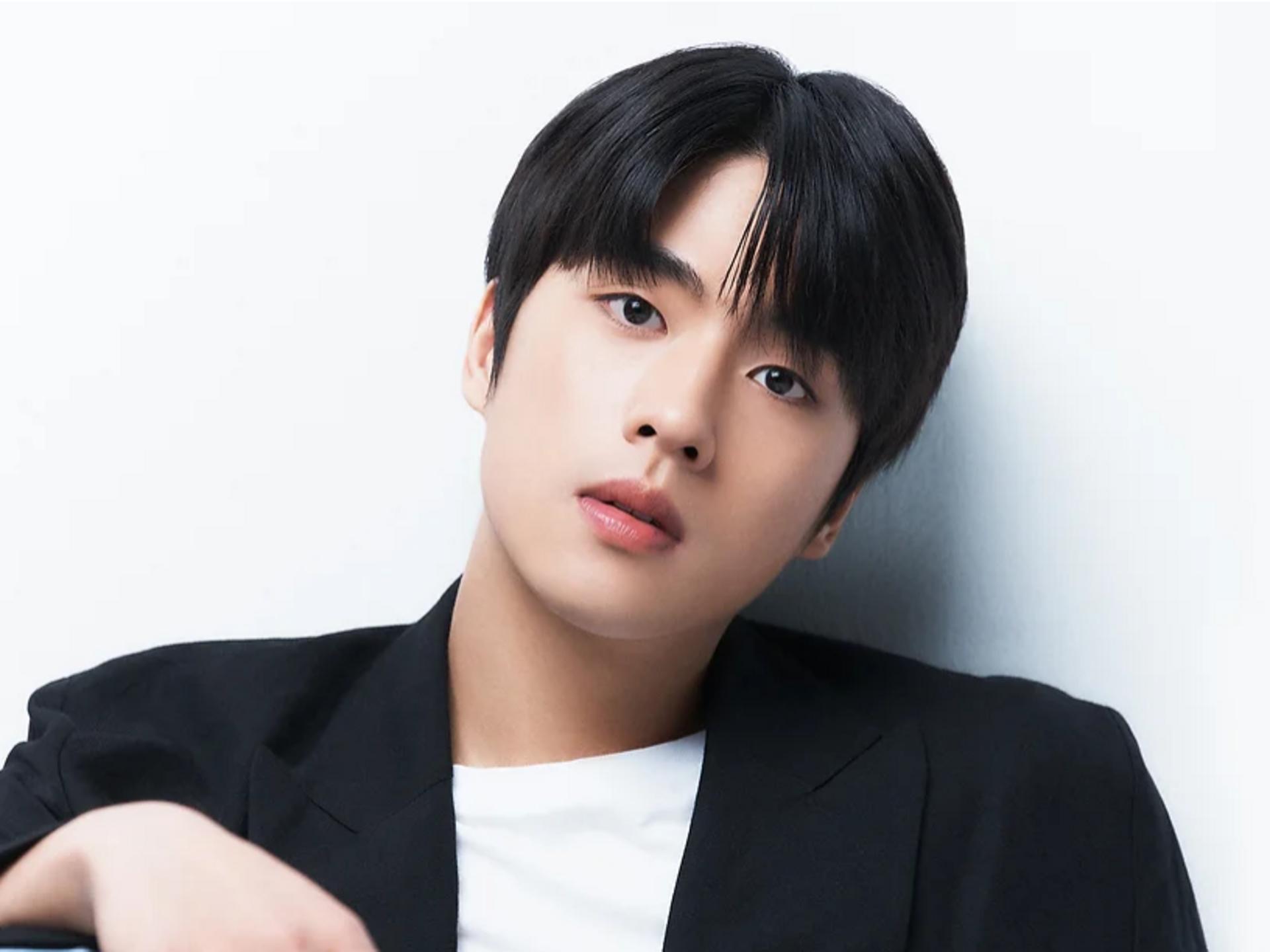 Dàn diễn viên Undercover Miss Hong: Park Shin Hye một mình cân trọn 2 vai